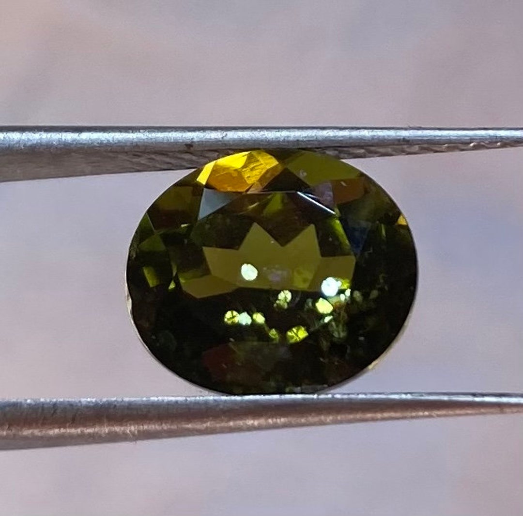 D Block Peridot With Bright White Dots Olive Green Colour Gemstone ...