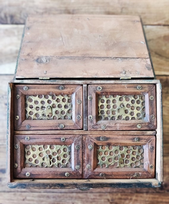 antique wooden box portable - Gem