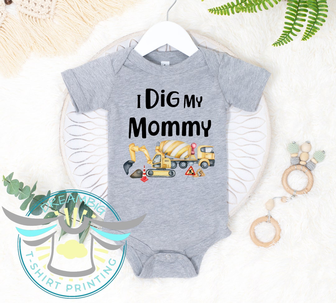 I Dig My Mommy Baby Onesie® Excavator, Construction Baby Onesie® Cute ...