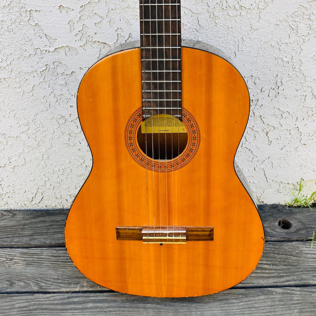 Yamaha CG 40A Acoustic Classical Guitar, Flamenco Spanish Guitar With ...