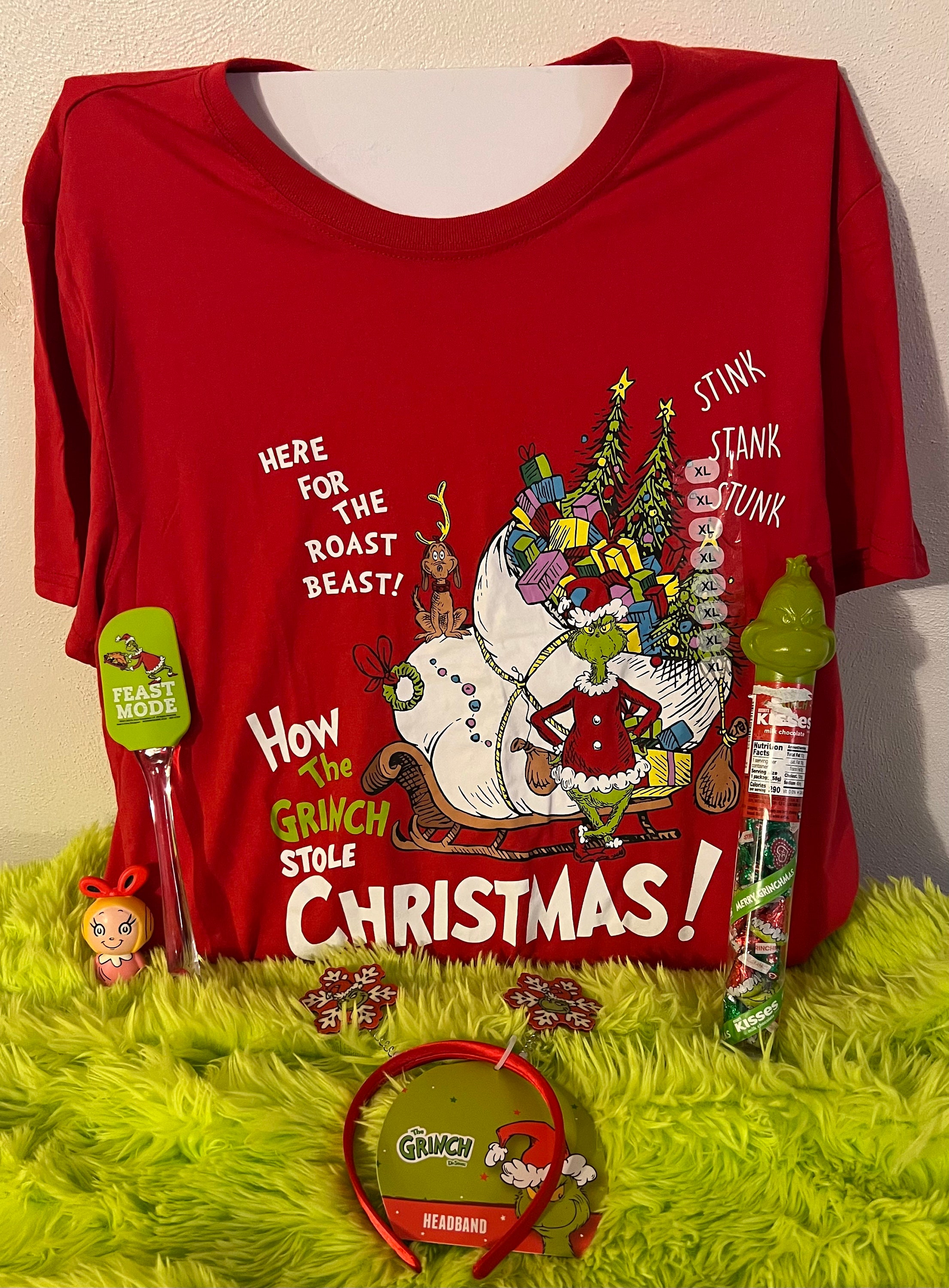 Grinch Gift Basket - Etsy