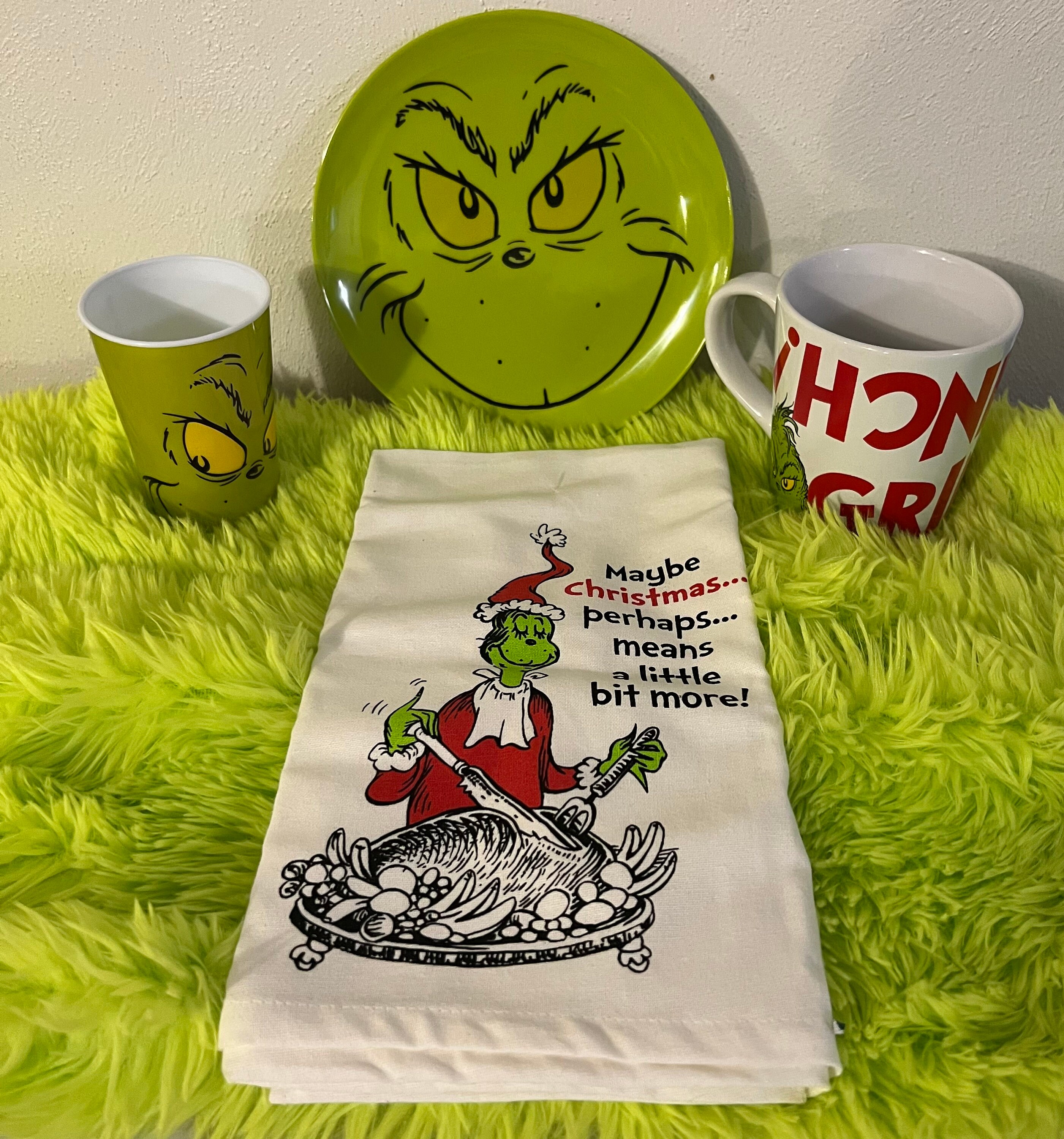 Grinch Gift Basket - Etsy