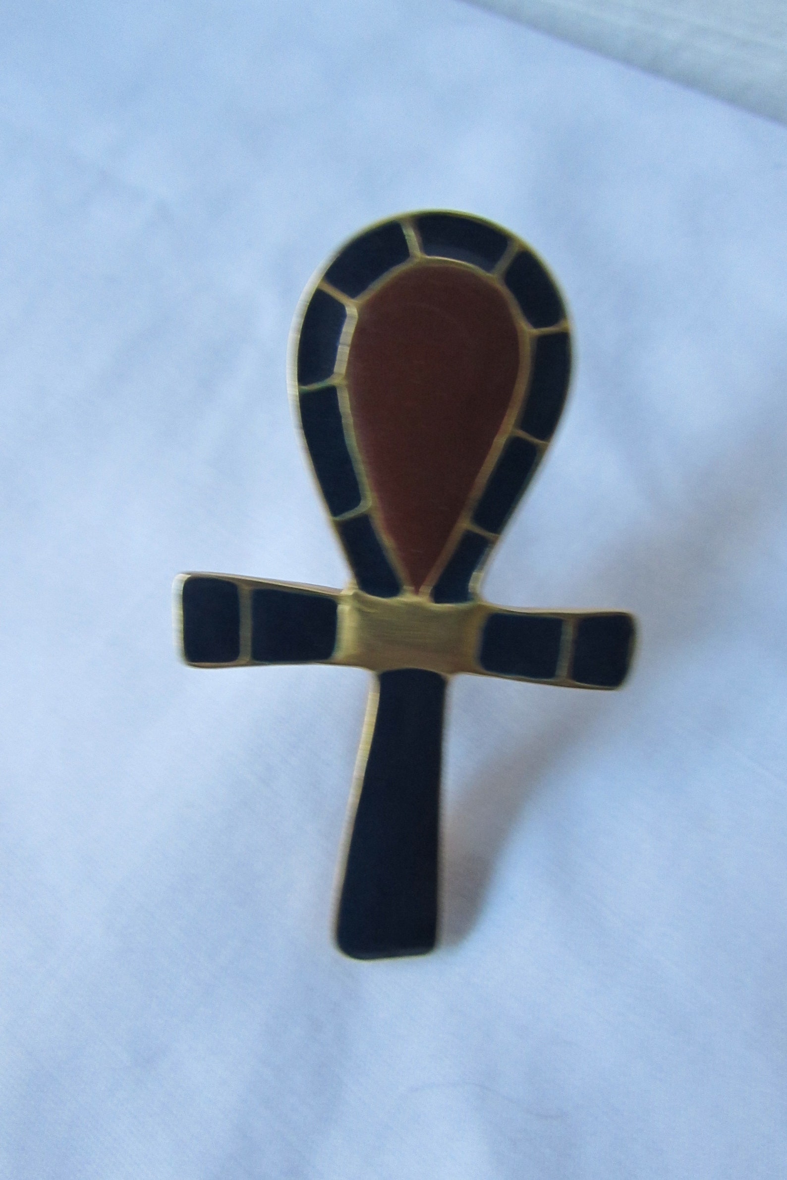 VINTAGE MMA Metropolitan Museum of Art Egyptian ANKH Enamel Pin Pendant ...