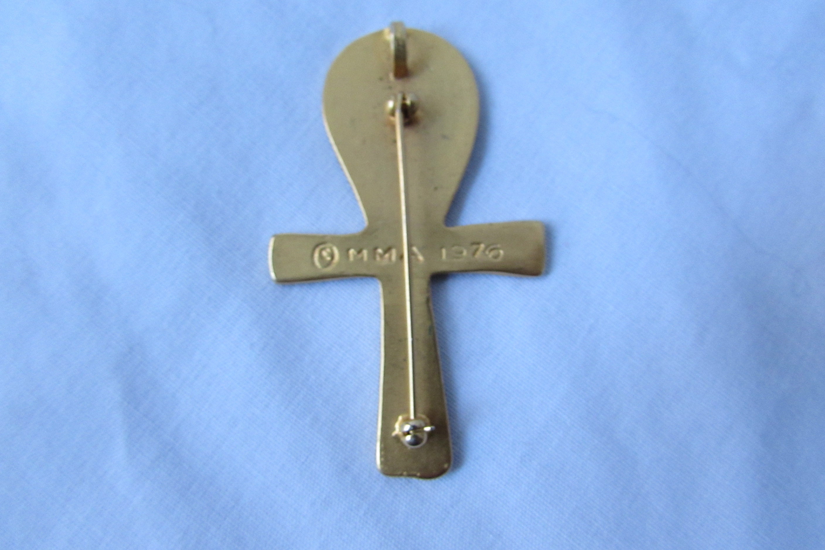 VINTAGE MMA Metropolitan Museum of Art Egyptian ANKH Enamel Pin Pendant ...