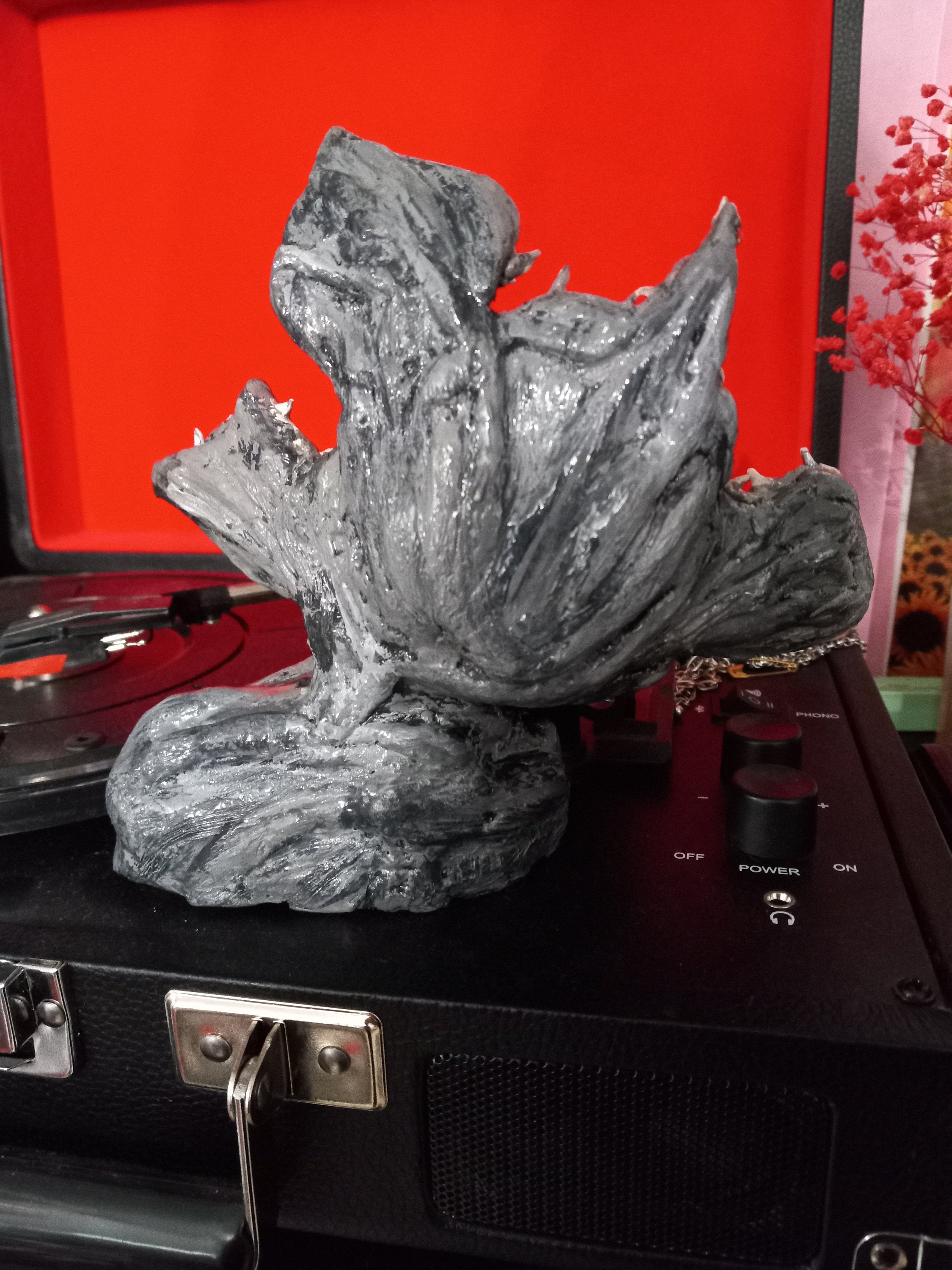 Hyper-realistic Glossy Demogorgon Clay Sculpture - Etsy