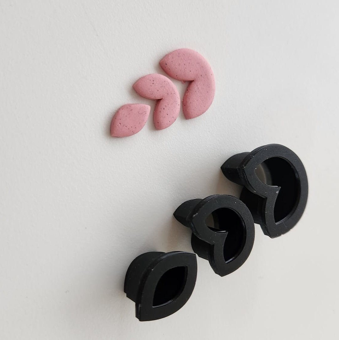 3 Tired Flower Clay Cutter - Etsy