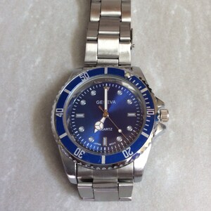 Geneva Men's Silver Watch Round Blue Dial Blue Seconds Border Unique ...