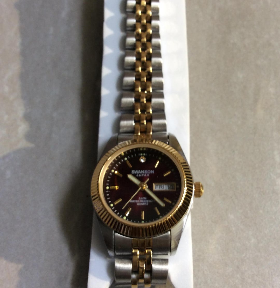 SWANSON Women's Watch Round Burgundy Red Dial Gold Index Hours Day ...