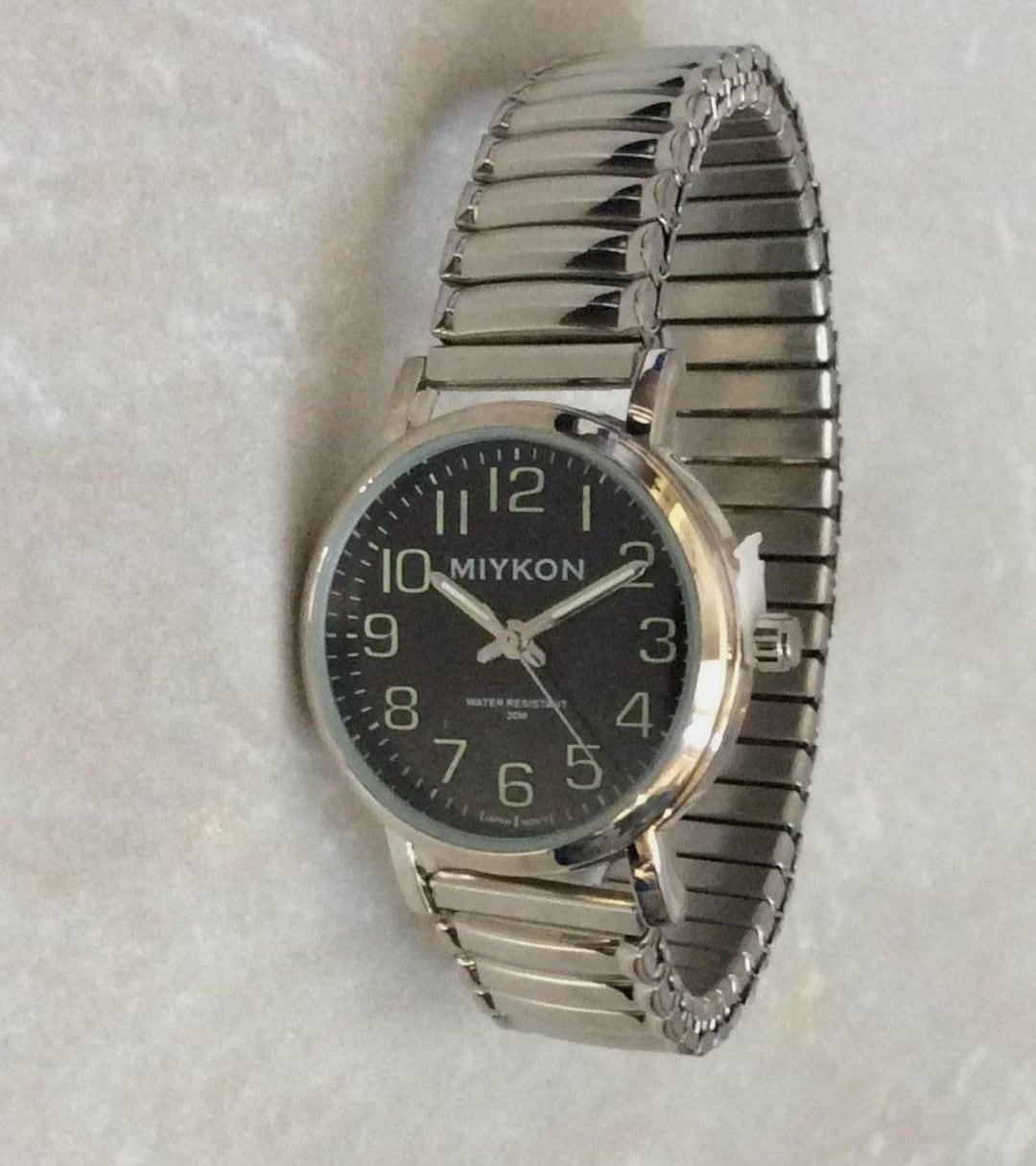 MIYKON Women's Watch Round Black Dial Numbered Hours on a Silver ...