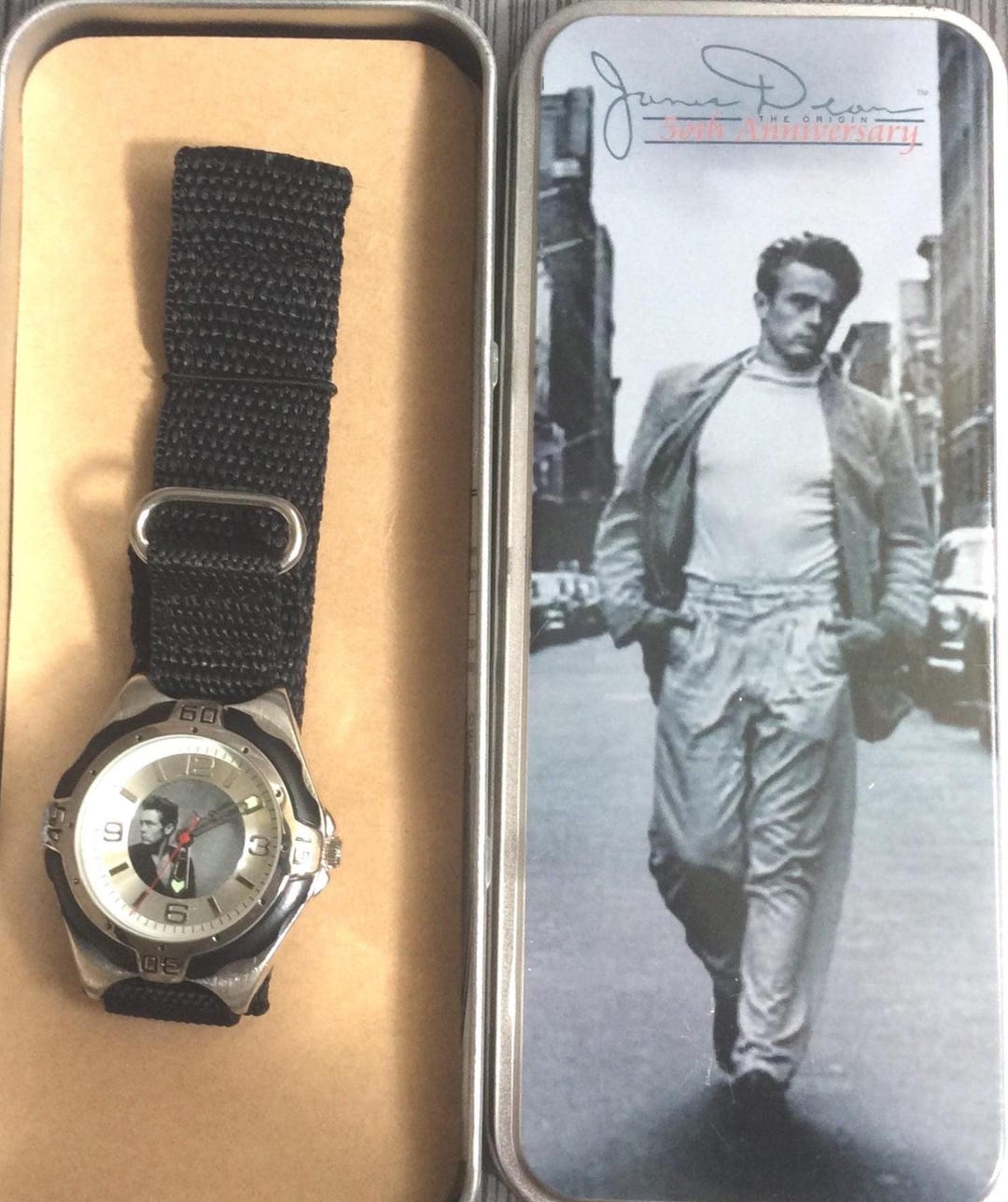 James Dean Men's Watch With James Dean Image Silver Round Dial on a ...