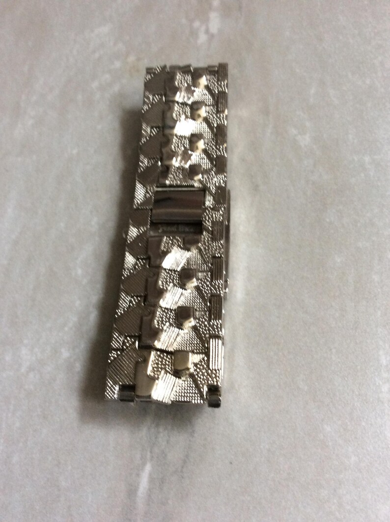 Fred Belay Silver Men's Religious Watch Having a Mother Mary White ...