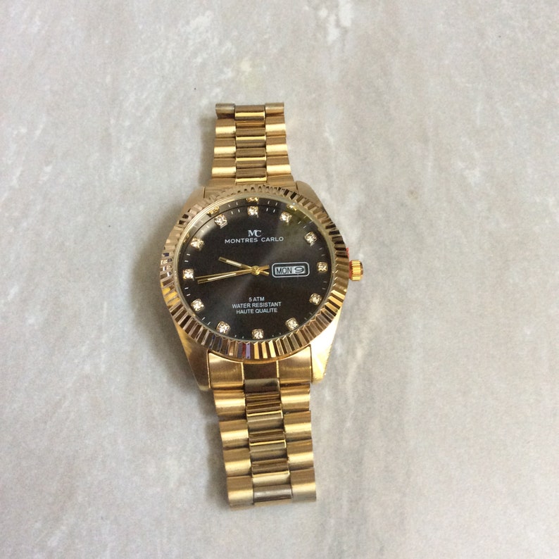 Montres Carlo Gold Men's Watch Round Black Dial Day & Date Crystal ...