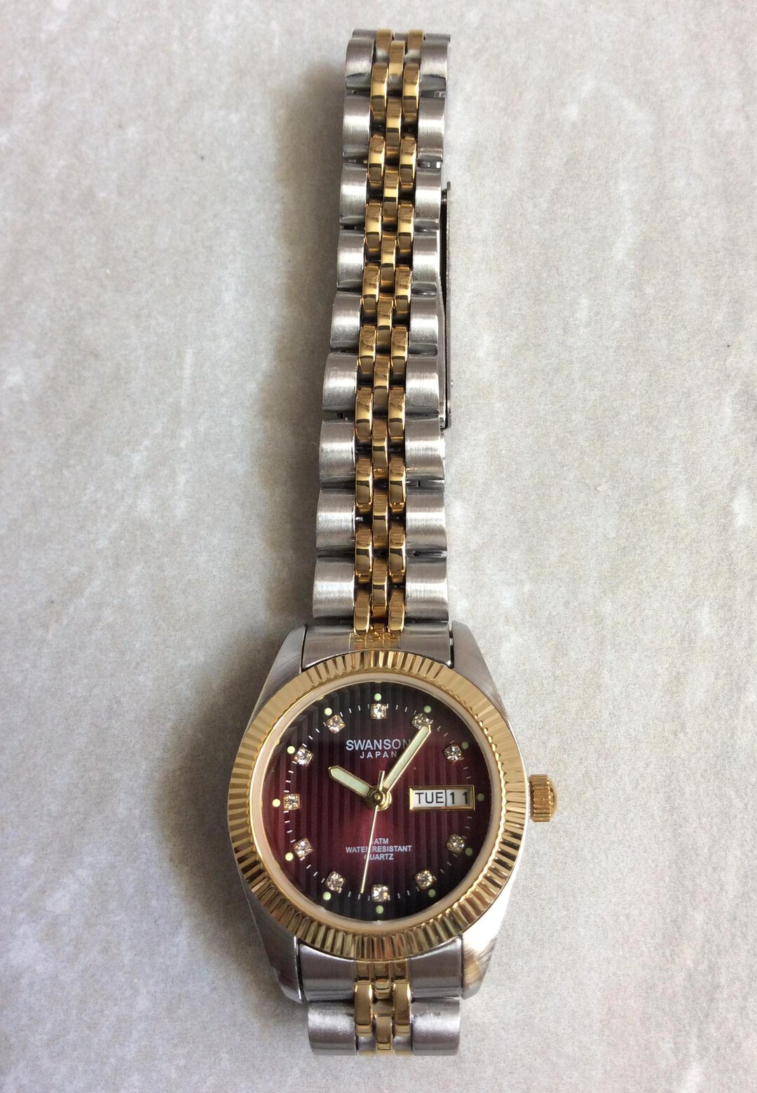 SWANSON Women's Watch Round Red Dial Crystal Hour Marker's With Day ...