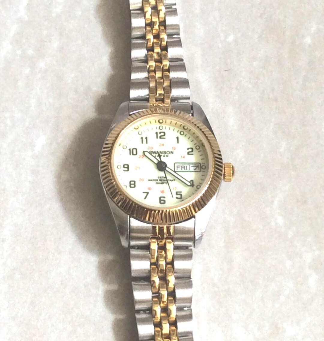 SWANSON Women's Watch Round Glow in the Dark Dial 12/24 Hours on Two ...
