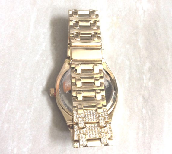 MEN'S Gold Crystal Watch Having a Round Crystal Gold … - Gem