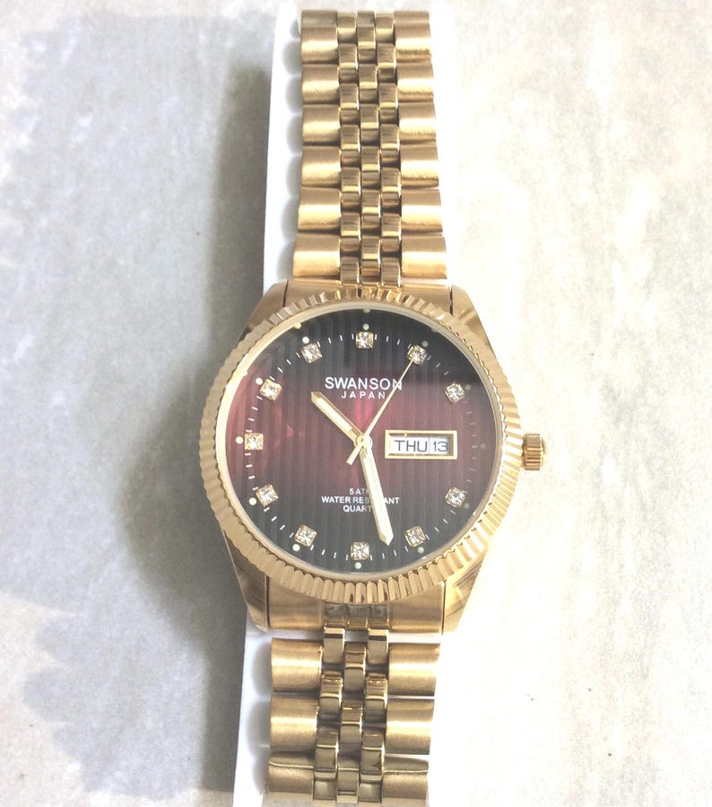 SWANSON Gold Men's Watch Round Red Dial Crystal Hour Marker's Day ...