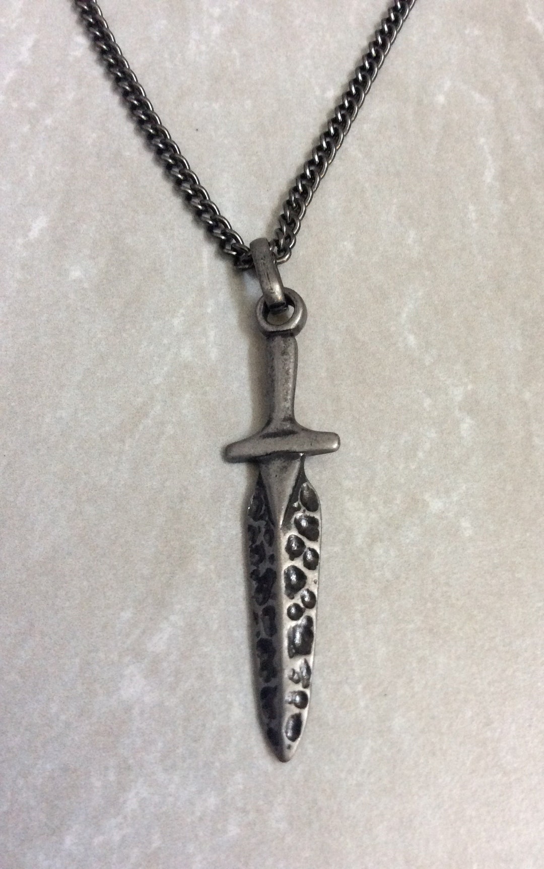 Men's Jewelry Stainless Steel Dagger Pendant on A Chain Linked Necklace ...
