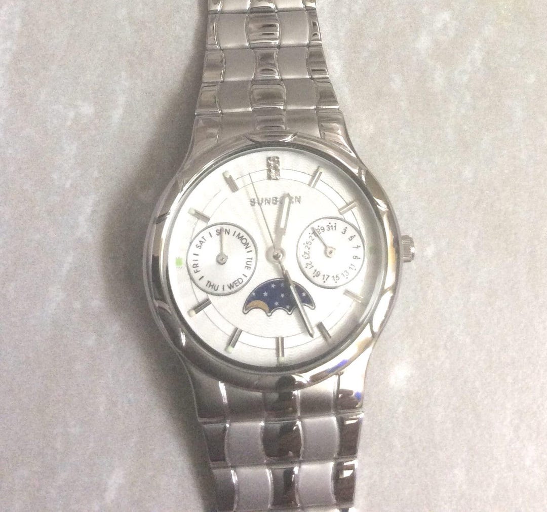 Sunborn Swiss Silver Men's Watch Round Silver Dial Index Hours Month ...