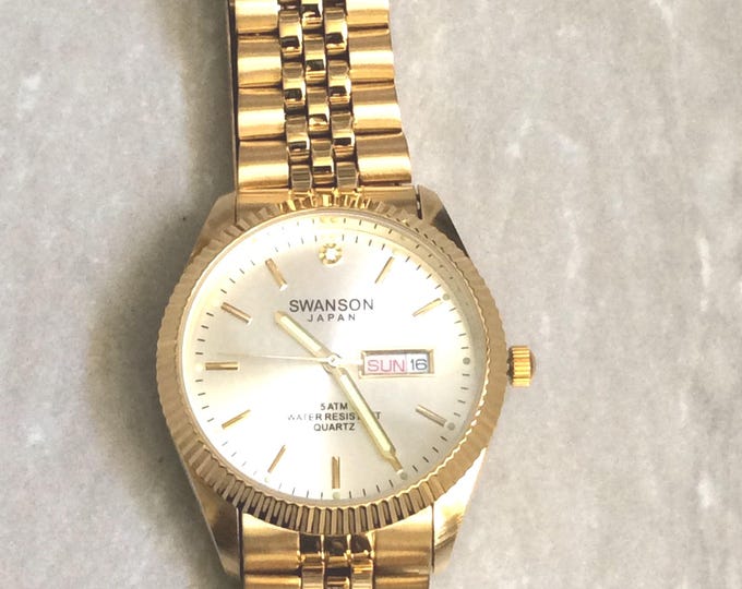 SWANSON Men's Watch Round Silver Dial Gold Index Hours Crystal 12th ...