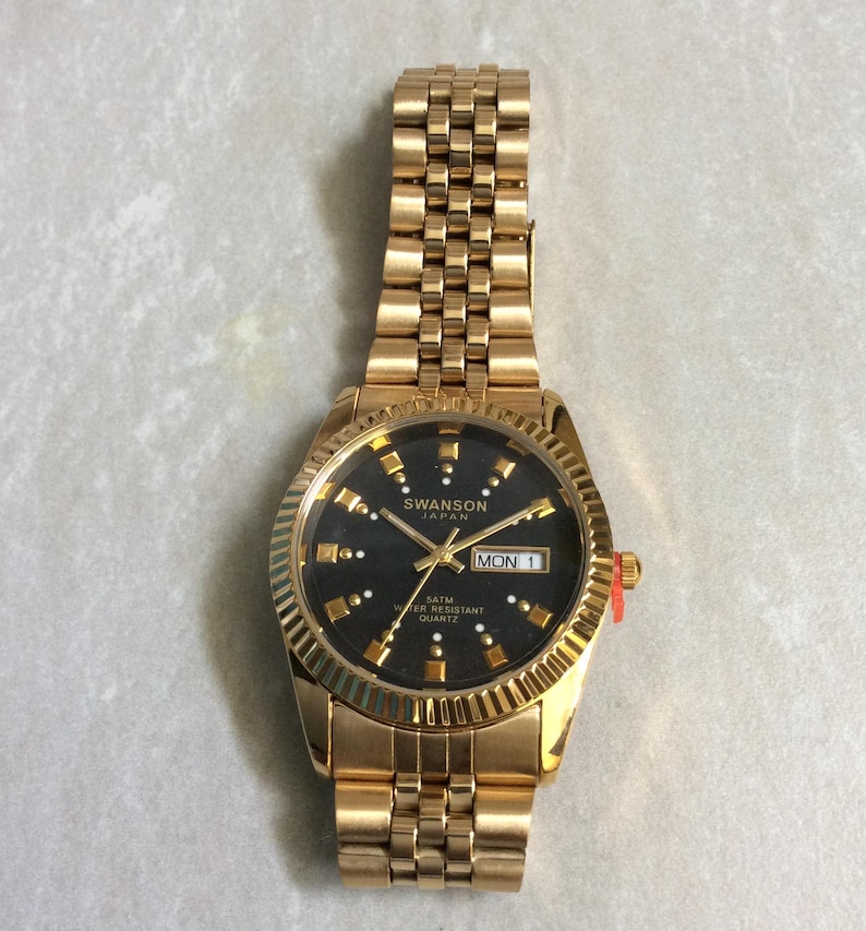 SWANSON Men's Gold Watch Round Black Dial Unique Gold Index Hours O a ...
