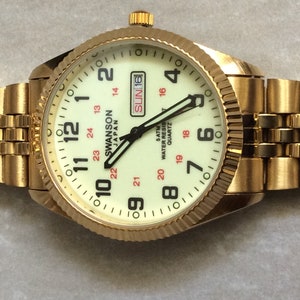 SWANSON Men's Watch Round Glow in Dark Dial 12/24 Hours Day & Date ...
