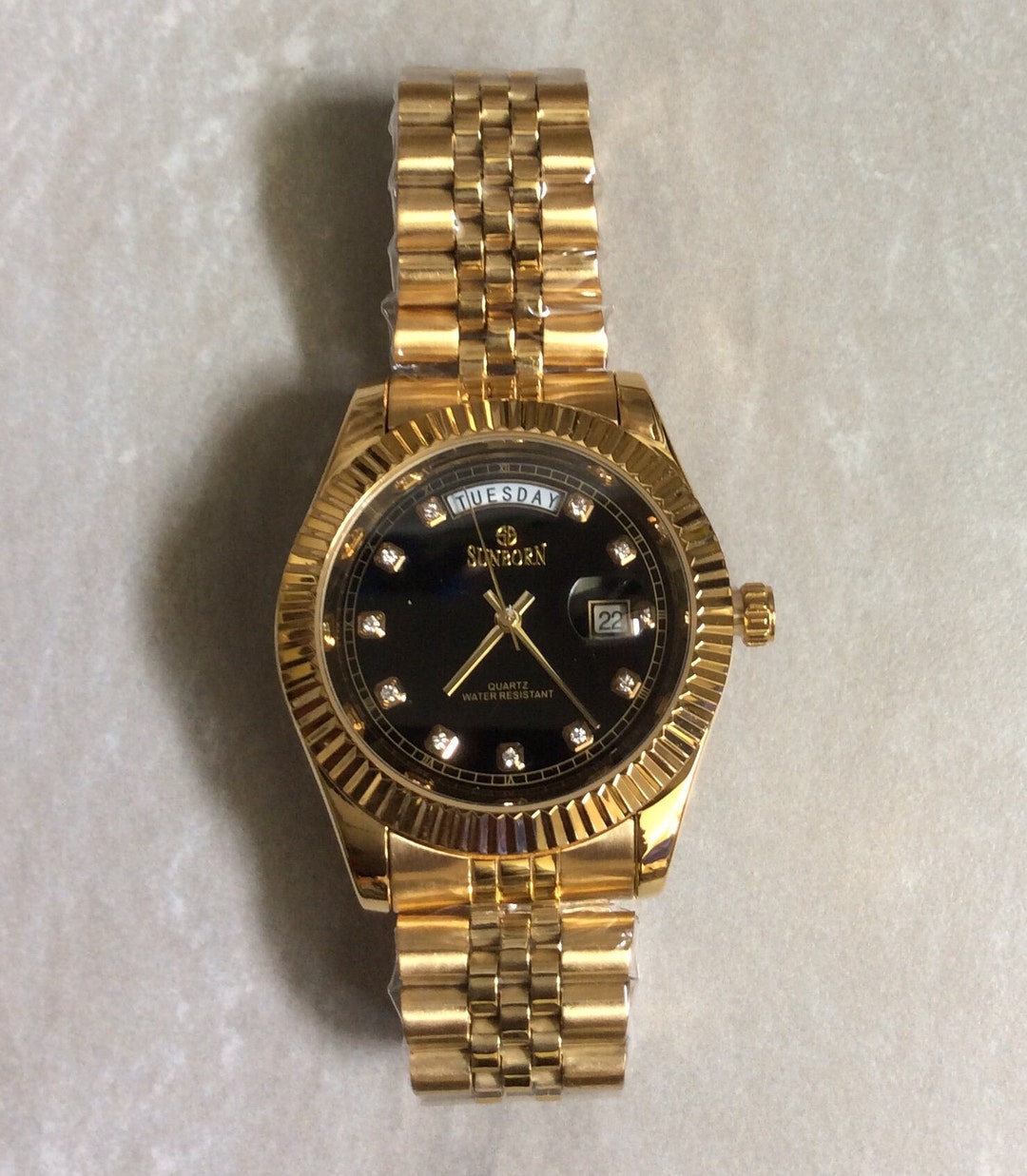 Sunborn Men's Dress Watch Round Black Dial Day & Date Indicators on a ...