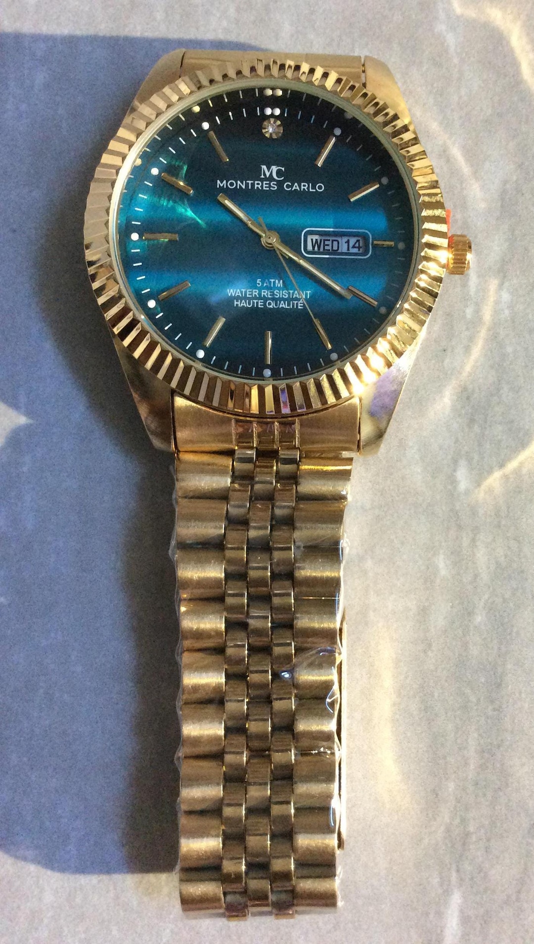 MONTRES CARLO Gold Men's Watch Round Turquoise Dial Gold Index Hours ...