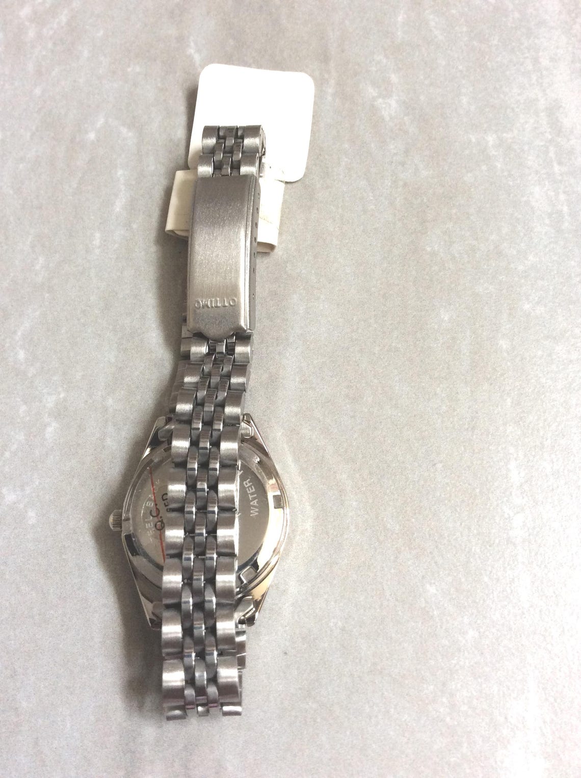 OTTIMO Silver Women's Watch Round Silver Dial Black Index Hours on ...