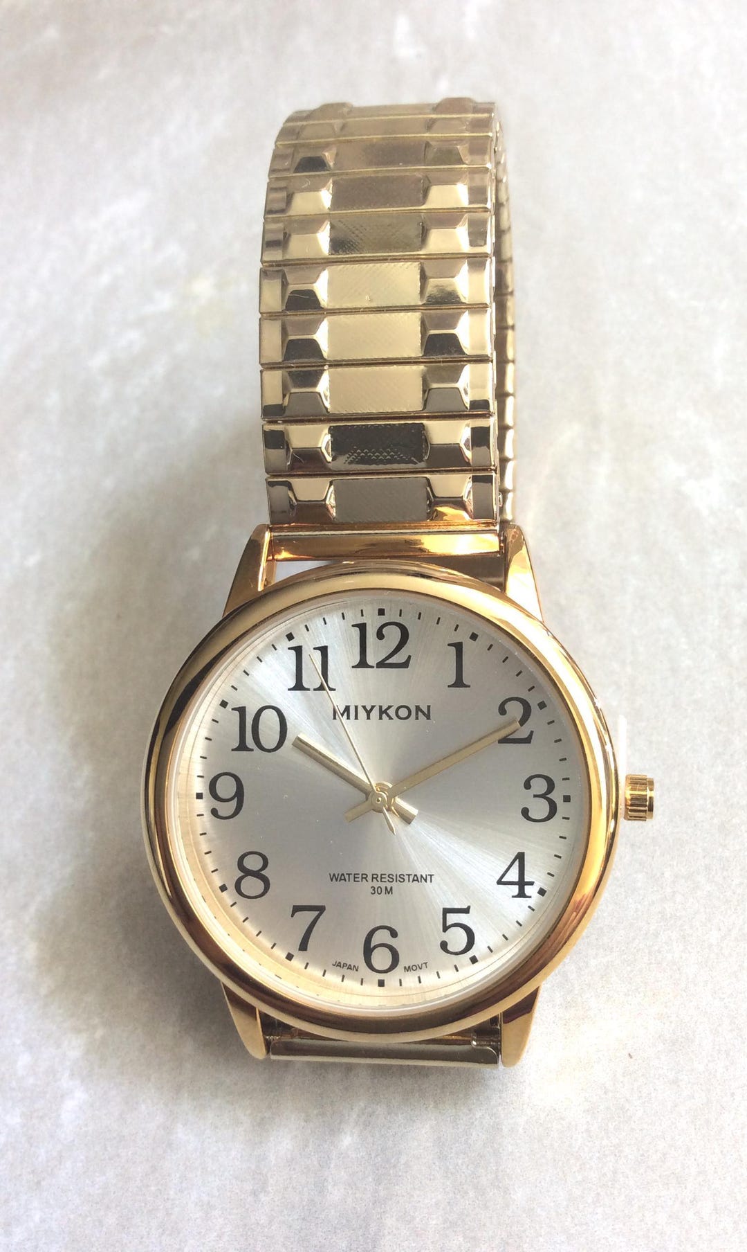 MIYKON Men's Gold Watch Having a Round Silver Dial With Black Numbered ...