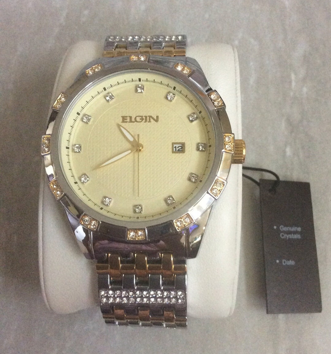 Elgin Men's Watch Round Gold Dial Crystal Hours Date Indicator on a ...