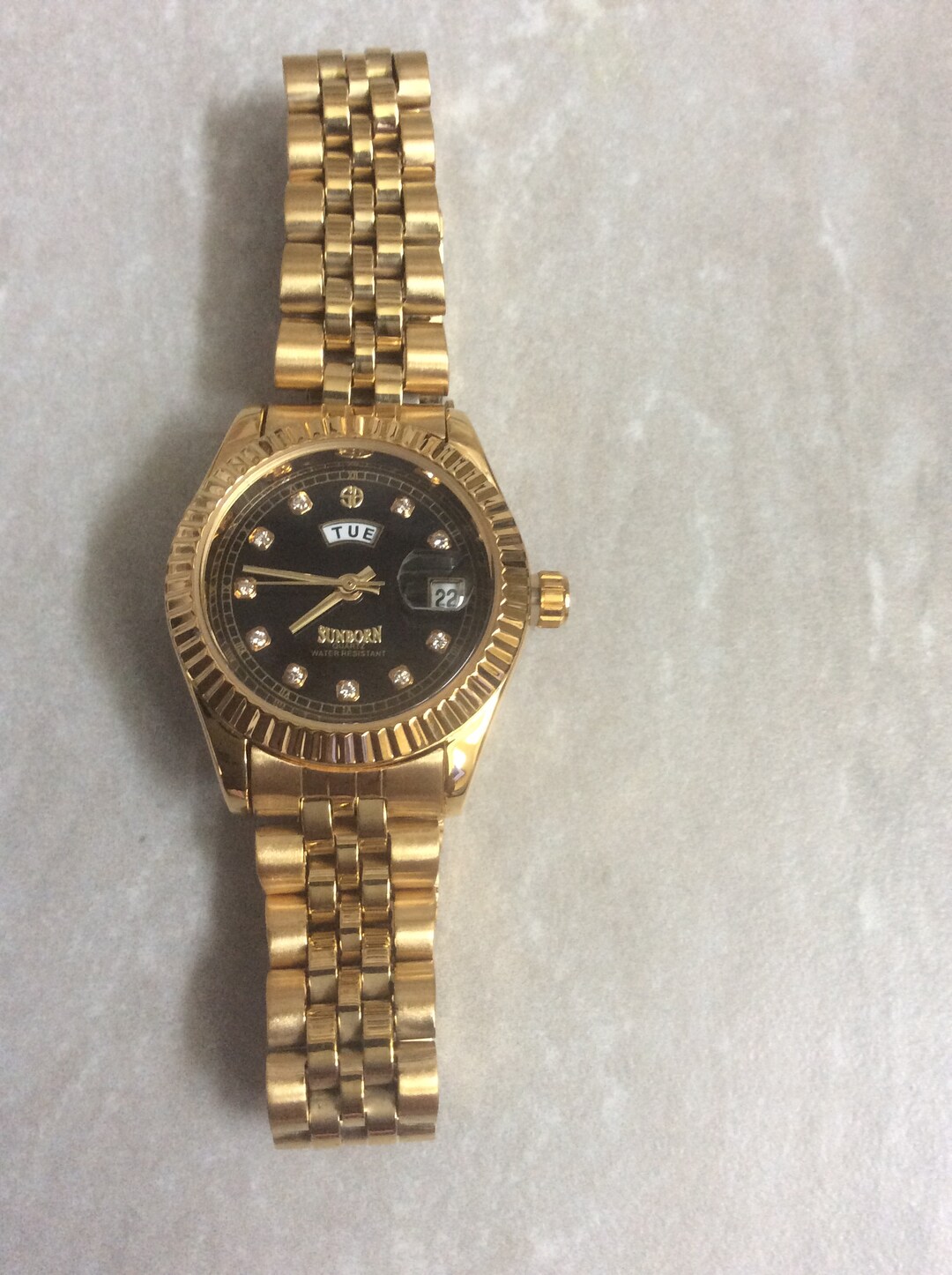 SUNBORN Women's Watch Round Black Dial Day and Date Indicators Crystal ...