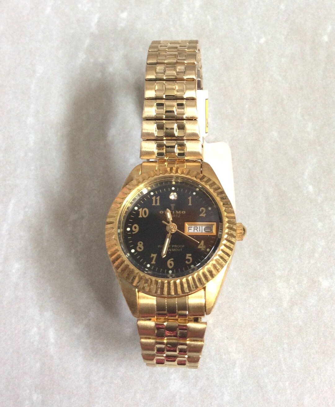 OTTIMO Women's Gold Watch Round Black Dial Day & Date Gold Index Hours ...