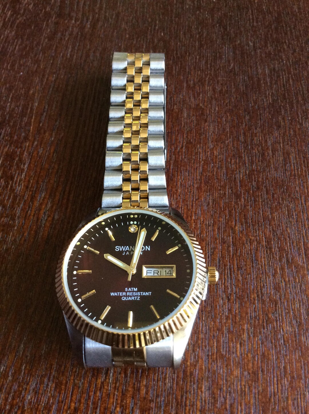 SWANSON Men's Two-tone Watch Round Red Dial Gold Index Hours Day & Date ...