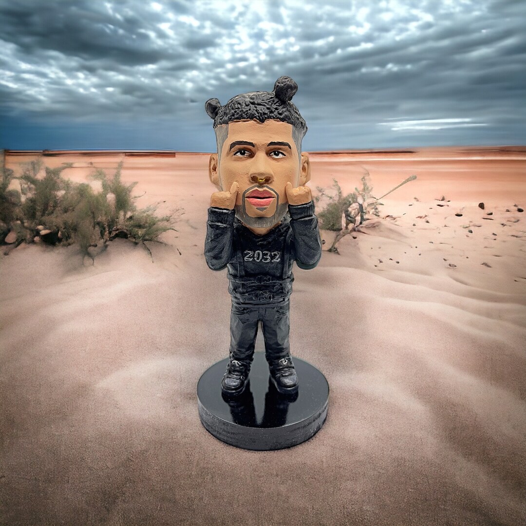 BAD BUNNY Puerto Rico Boricua Booker T Outfit Resin Handmade Sculpture ...