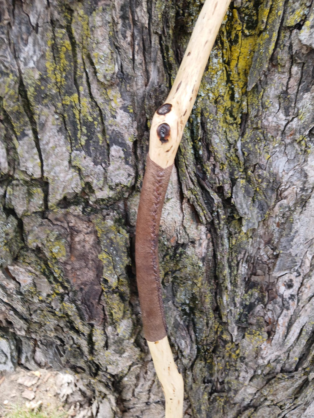 Handcrafted 55-inch Oak Wood Walking Staff With Natural Finish and ...