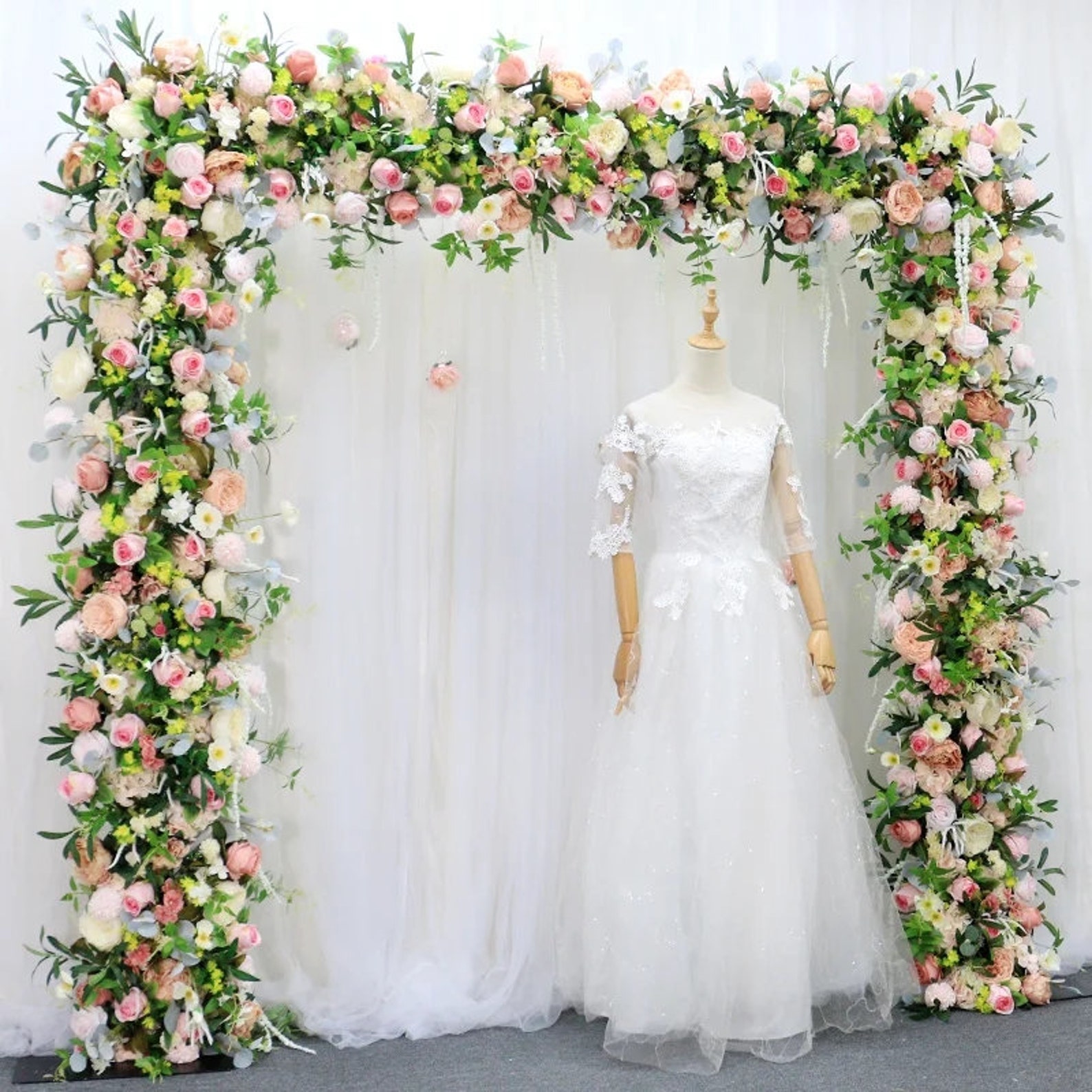 Red Rose Horn Arch Decor Floral Arrangement 5D Moon Shape - Etsy