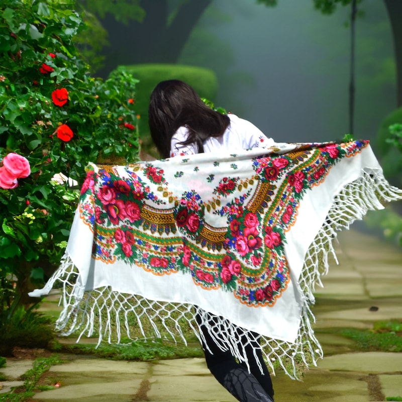 Vintage White Floral Piano Shawl - Etsy