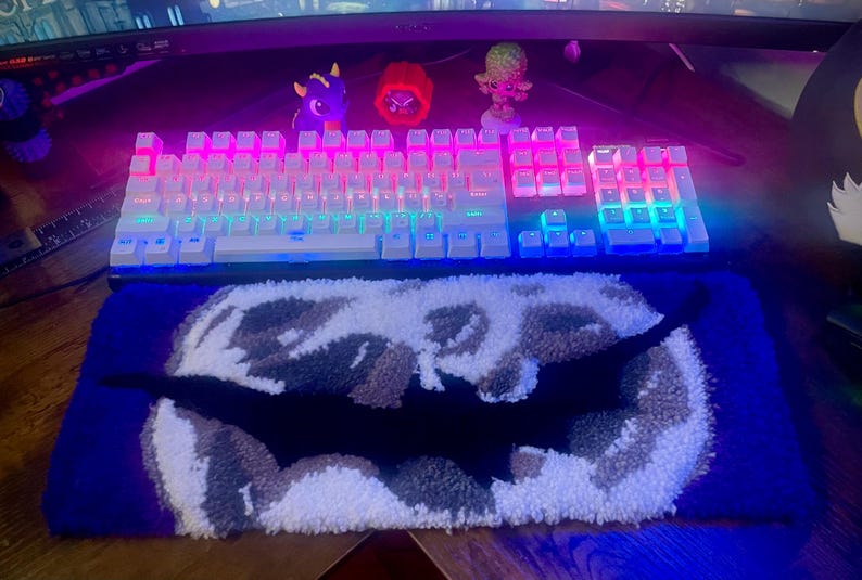 Tufted Keyboard Rugs: Wrist Rest, Desk Decor, Home Decor, Gift Ideas ...