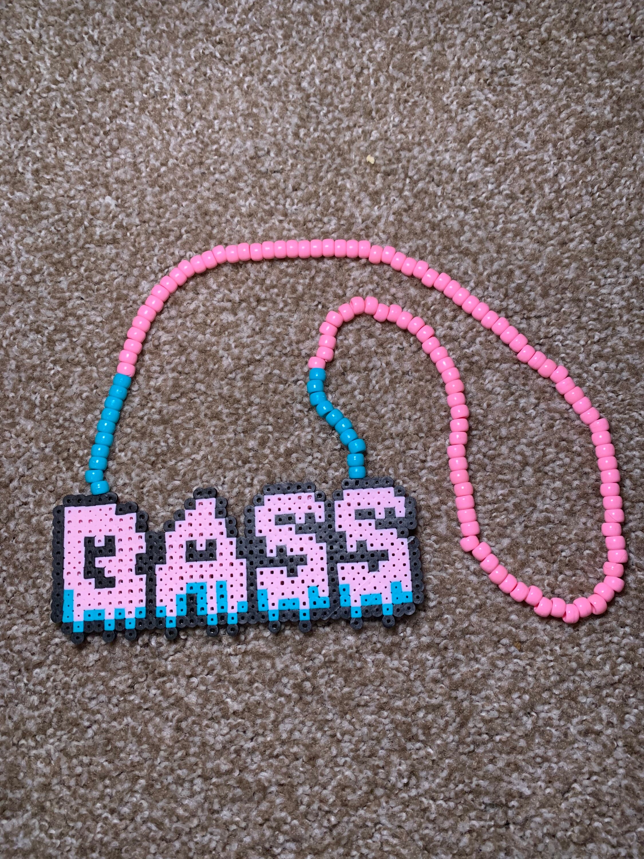 Bass Perler - Etsy