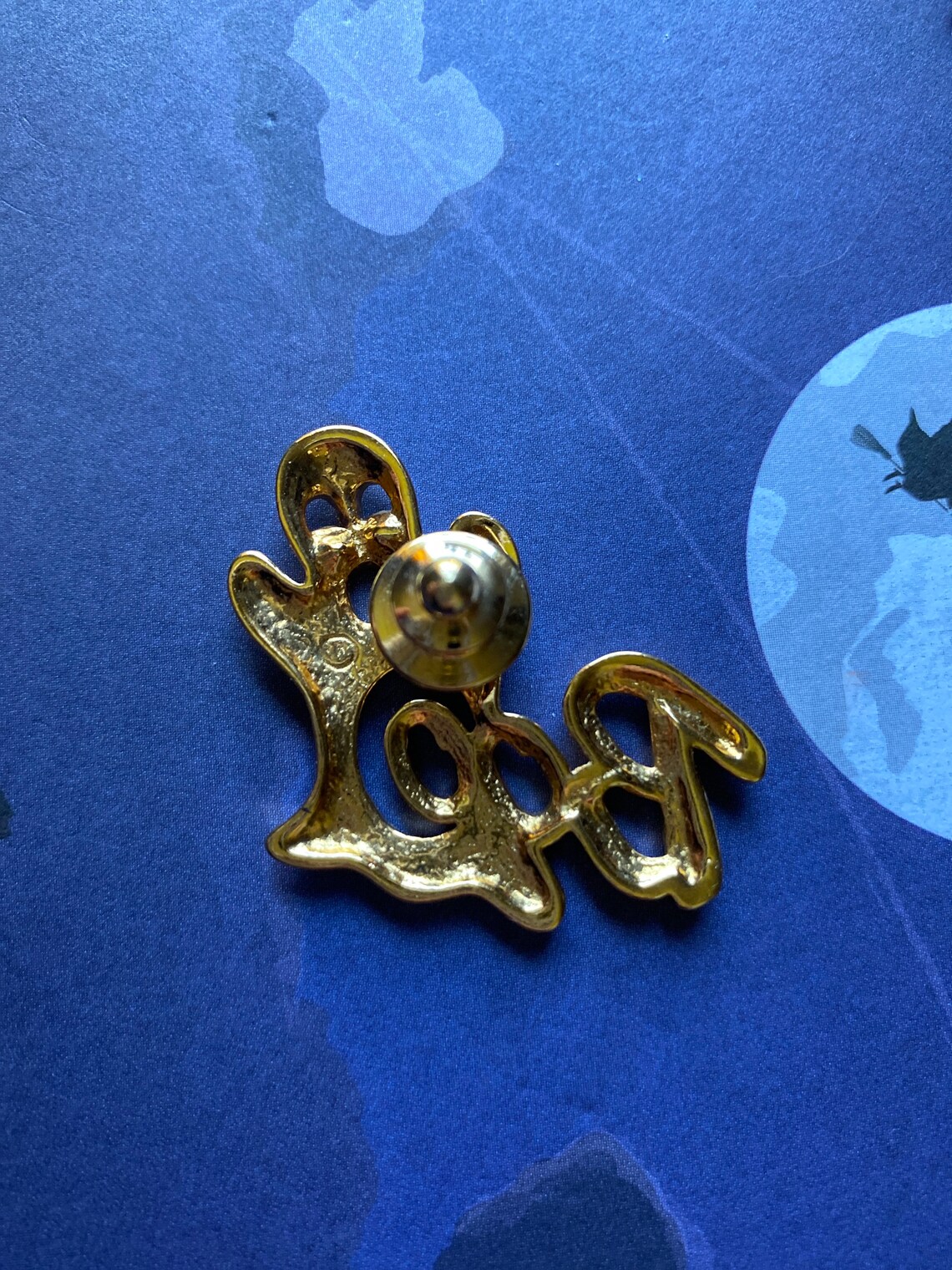 Vintage gold metal ghost pin | Etsy