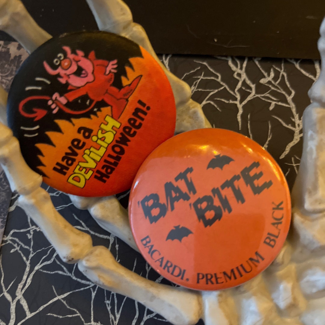 Two 1980s Halloween Pins - Etsy