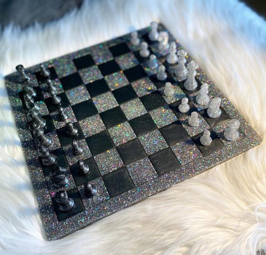 Black and Holographic Resin Chess Set, Holographic Resin Chess Board ...
