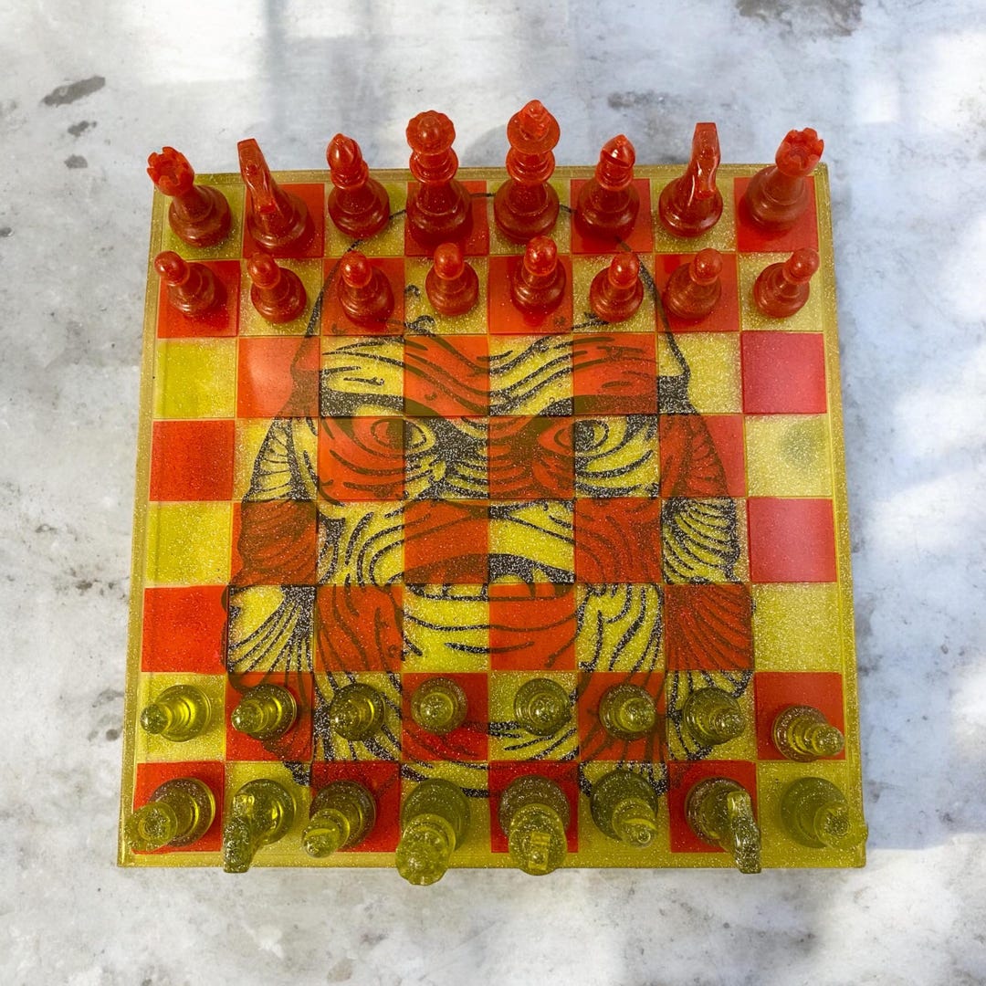 The Creature From the Black Lagoon, Swamp Thing, Scary Resin Chess Set ...