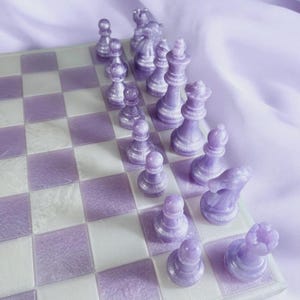 Pearlescent Lavender and Pearl White Resin Chess Set, Resin Chess Board ...