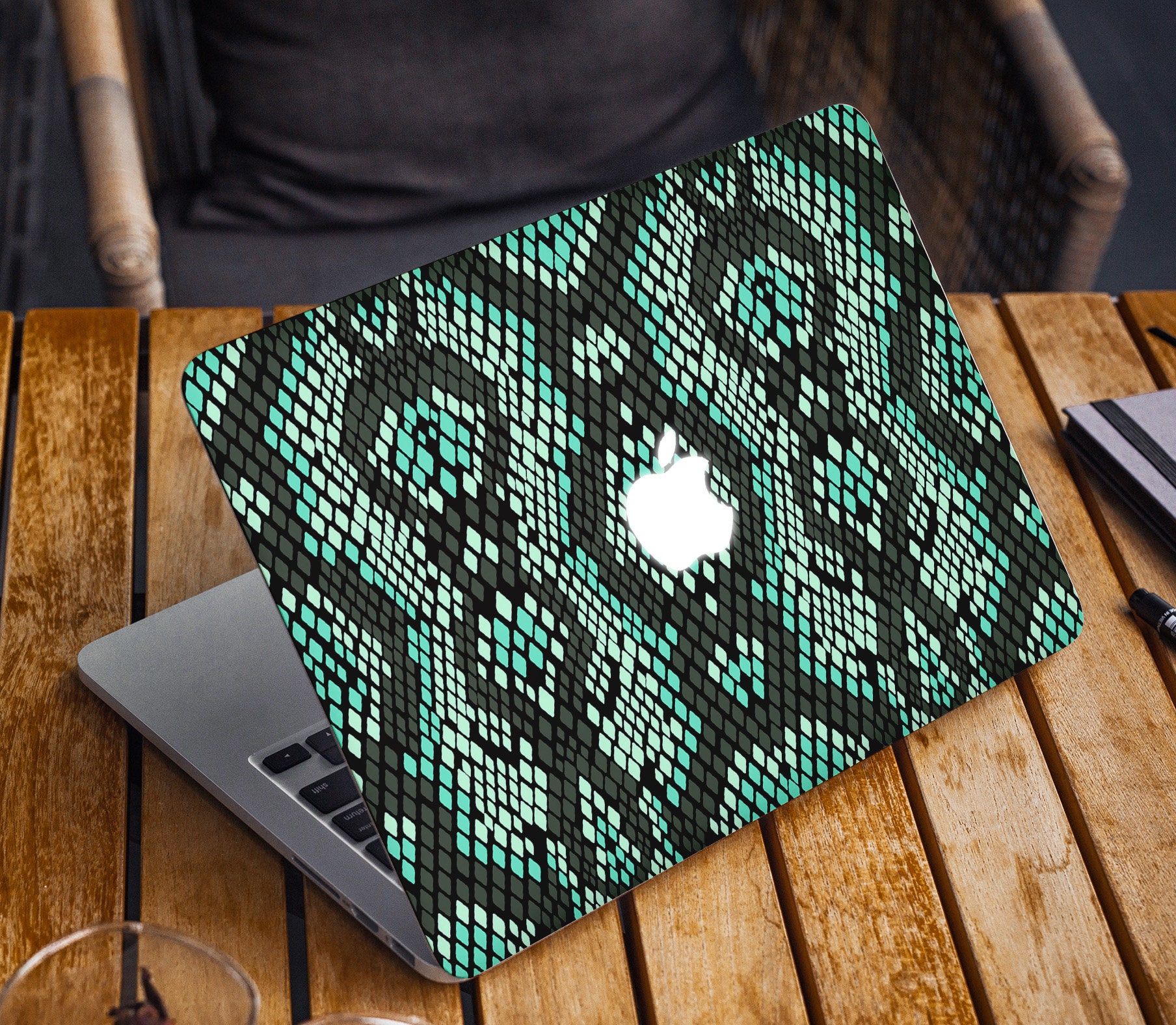 Snake Skins Macbook 12 Air 13 A1932 Green Vinyl Decal | Etsy