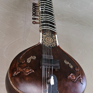 TRAVEL SITAR Kinnar Seen Style Black Pearl - Etsy