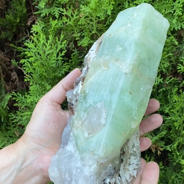 Aquamarine Crystal Matrix - Etsy