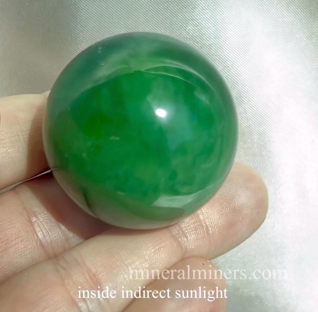 Cats Eye Jade Sphere, Genuine Green Jade Sphere, Natural Color Jade ...