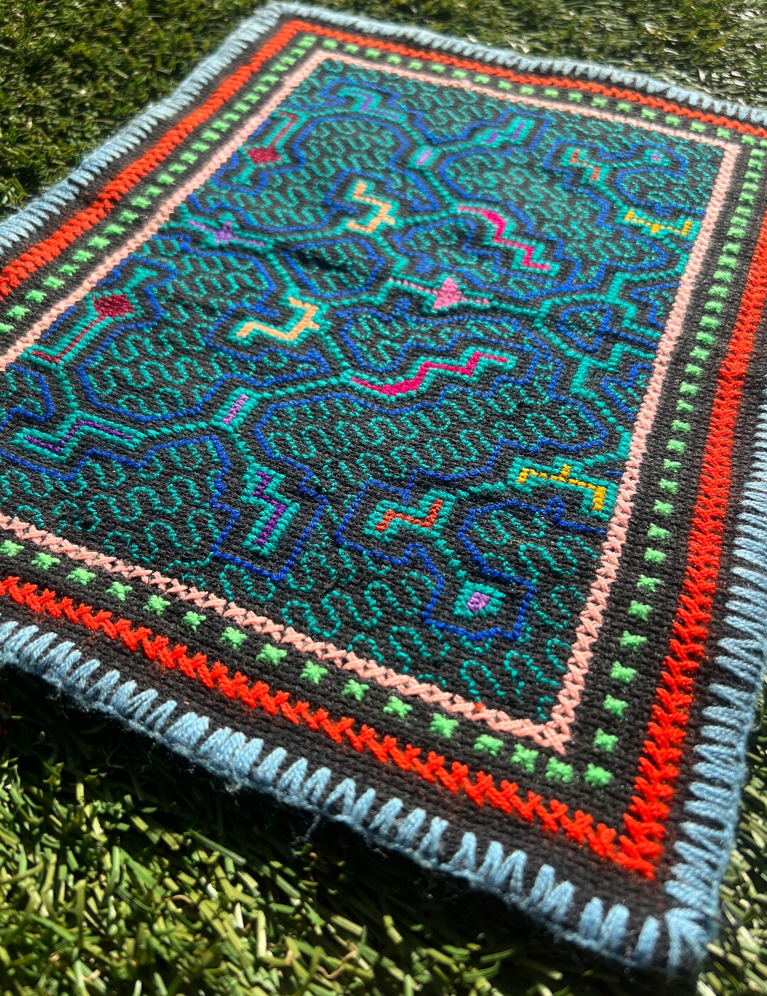 Shipibo Tela Small Tapestry, Embroidered Altar Cloth, Ayahuasca ...