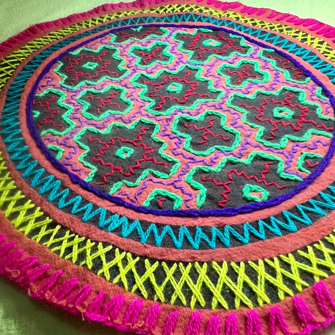 Shipibo Patch Circular Tapestry,embroidered Altar Cloth,ayahuasca Textile,shamanic Home Décor ...